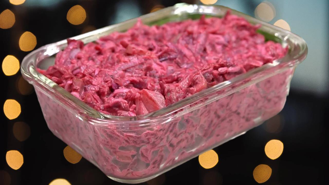 🔥Рецепт салата из свеклы, сыра и чеснока — пальчики оближешь! Простое блюдо, которое покорит всех!