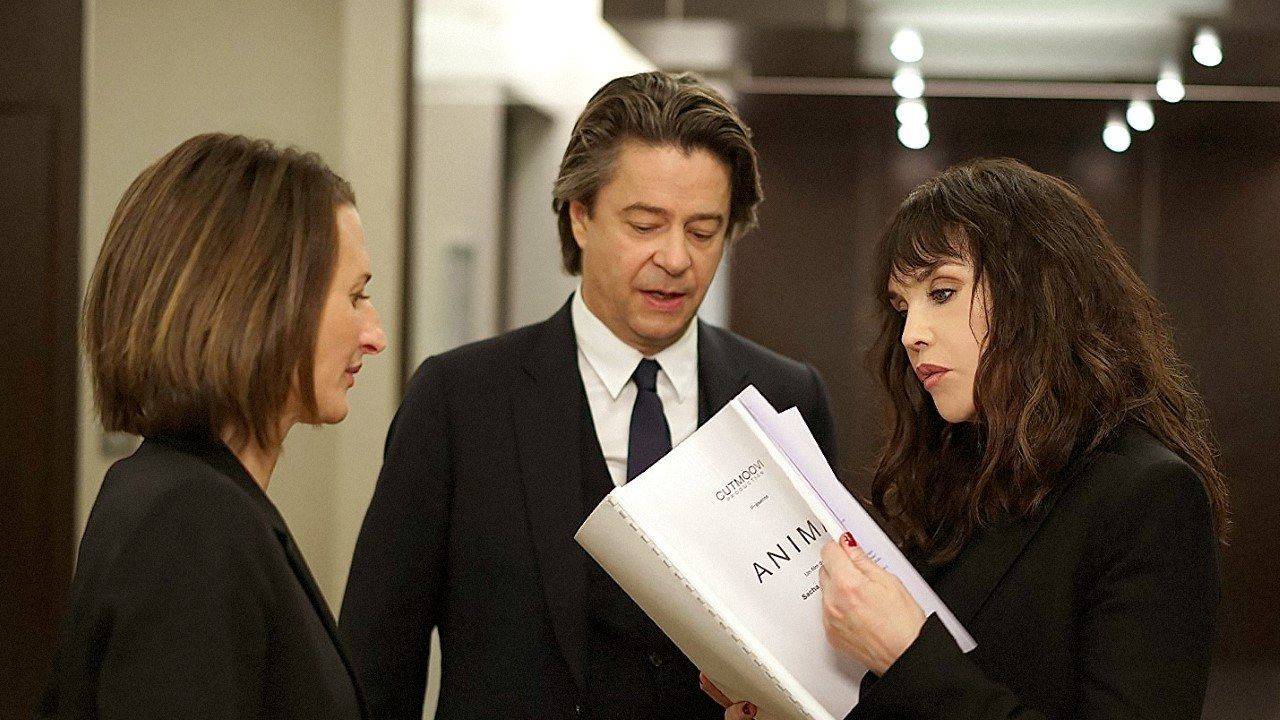 Сериал Десять процентов - 2 сезон 1 серия / Dix pour cent