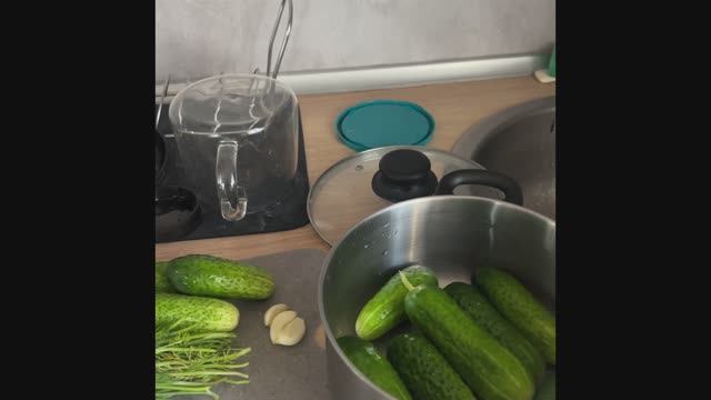 Малосольные огурчики - рубрика "Пожрем"