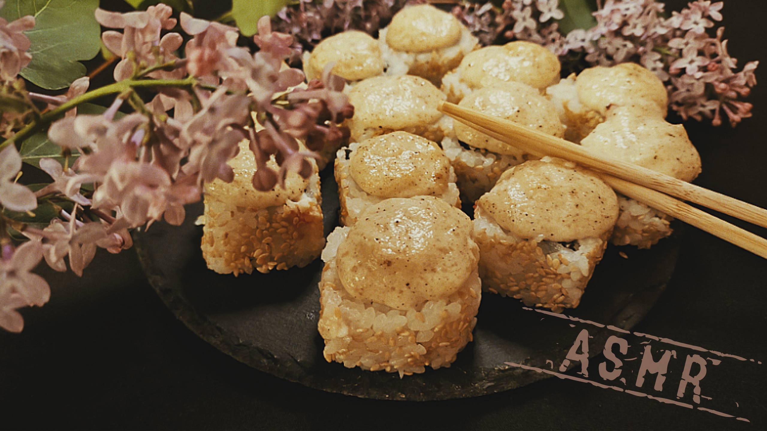 🍣 АСМР 🍣 Итинг роллов и болталка • Мукбанг