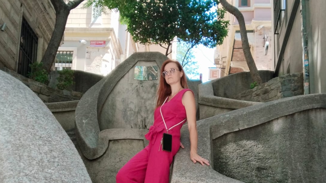 24.07.25 день 3 в Стамбуле, гуляем по городу, лесница Командо , район Балат