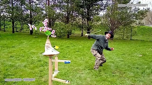 Как щелкать кнутом. Кнут арапник. Трюки с кнутом. Кнут шоу. Владение кнутом.