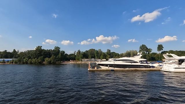 Крестовский остров