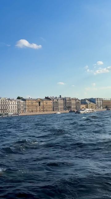 Прогулка по Неве