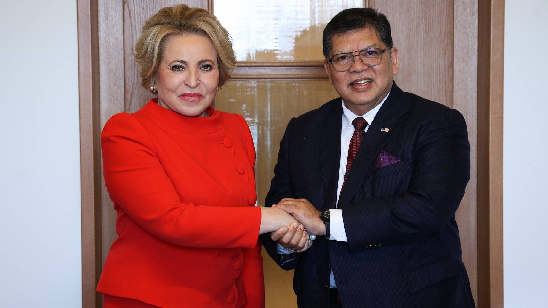 Валентина Матвиенко провела встречу с Джохари Абдулом