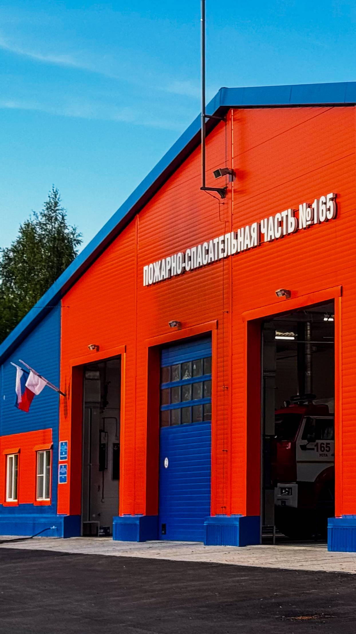 Уста под надёжной защитой: новая пожарная часть на 1500 м²   #shorts