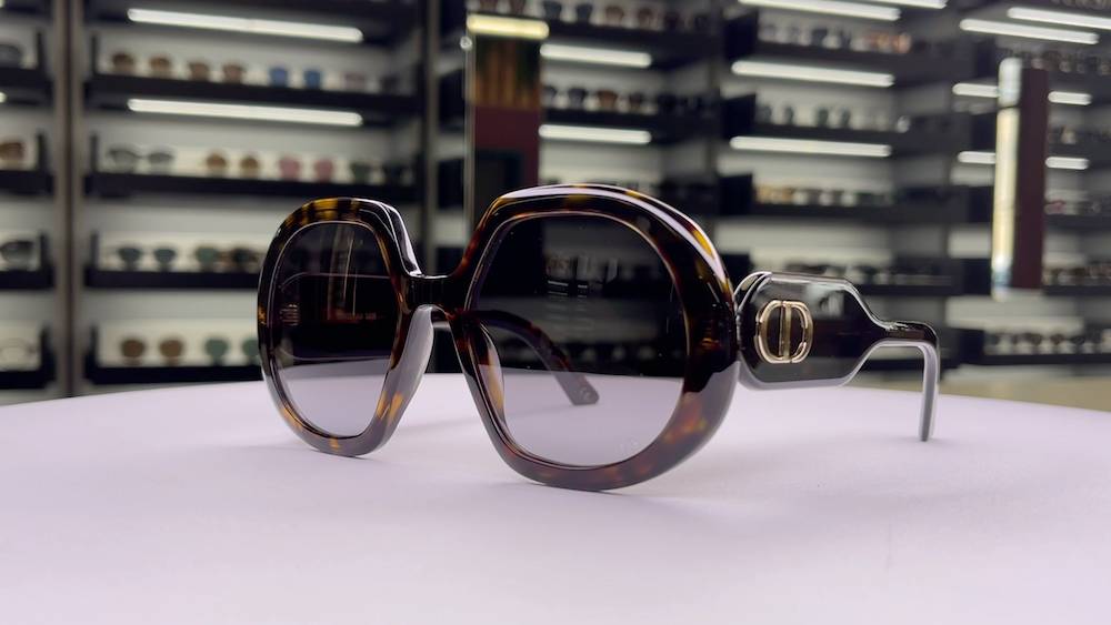 Обзор и распаковка Dior Bobby R1U 20A1: все подробности модели