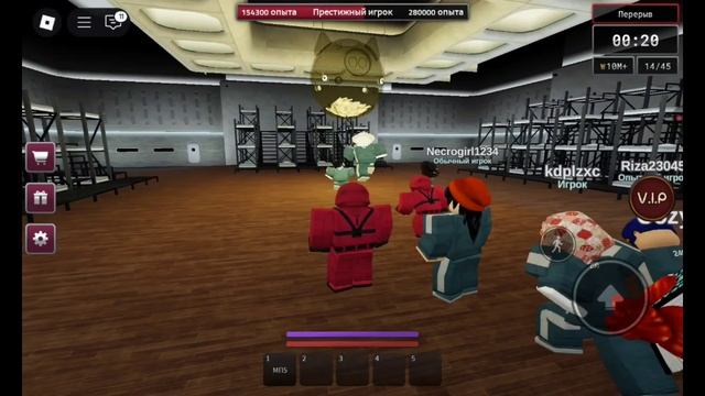 Играю за охранника в игре в кальмара