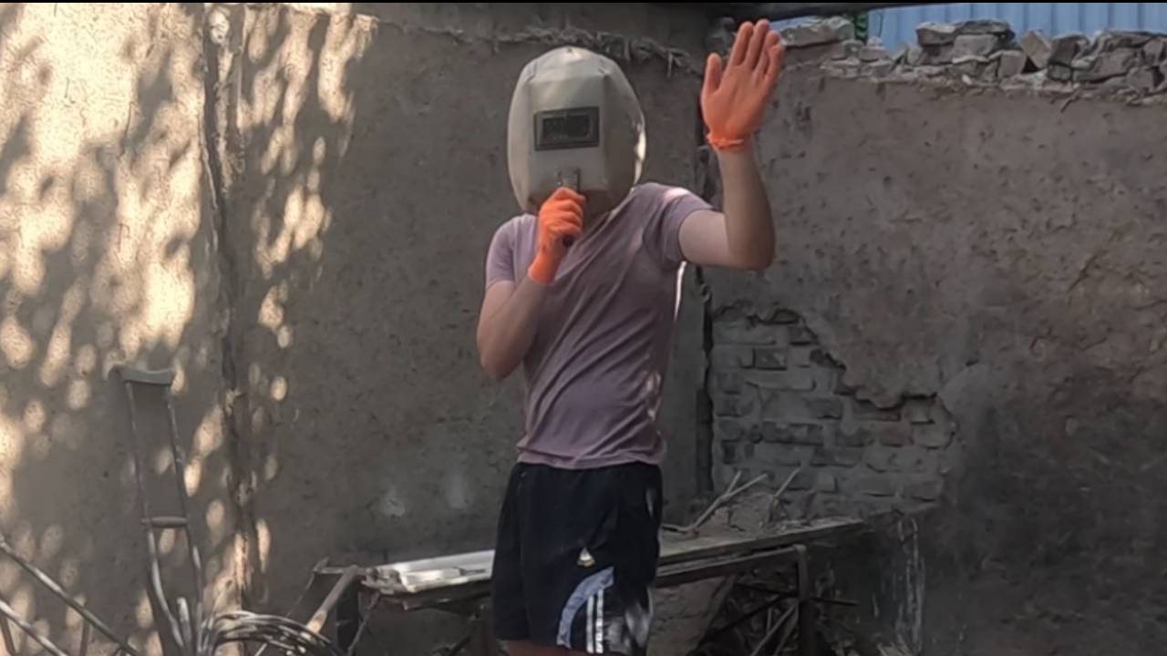 При демонтаже сарая понадобилась защита от радиации. Лайфхак.