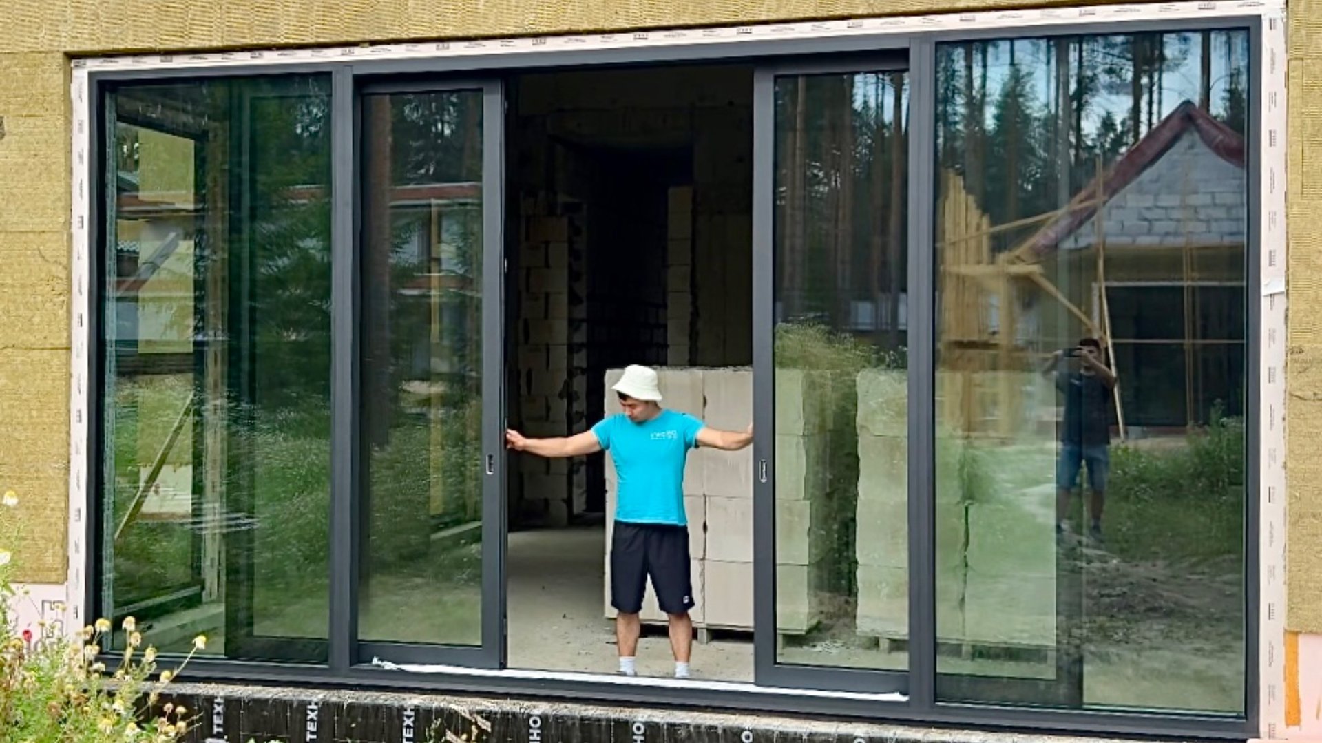 Интелео остекление Schuco (Шуко) загородного дома в КП Репино парк