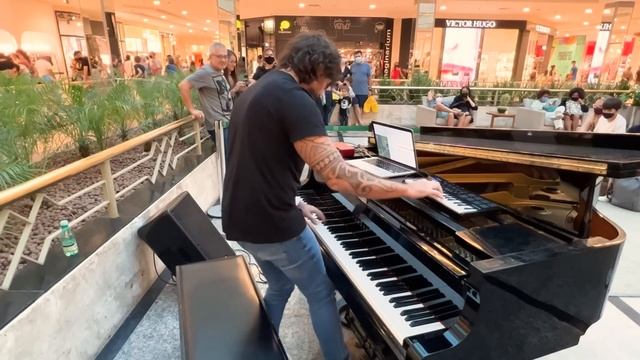 November Rain (Piano Shopping Mall)