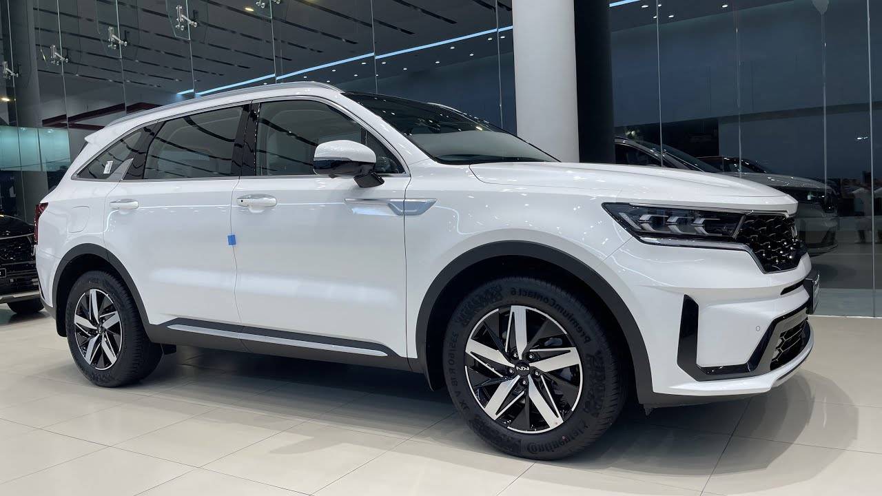 🚙 KIA SORENTO — СЕМЕЙНЫЙ ВНЕДОРОЖНИК ПРЕМИУМ-КЛАССА | Полный обзор экстерьера и интерьера