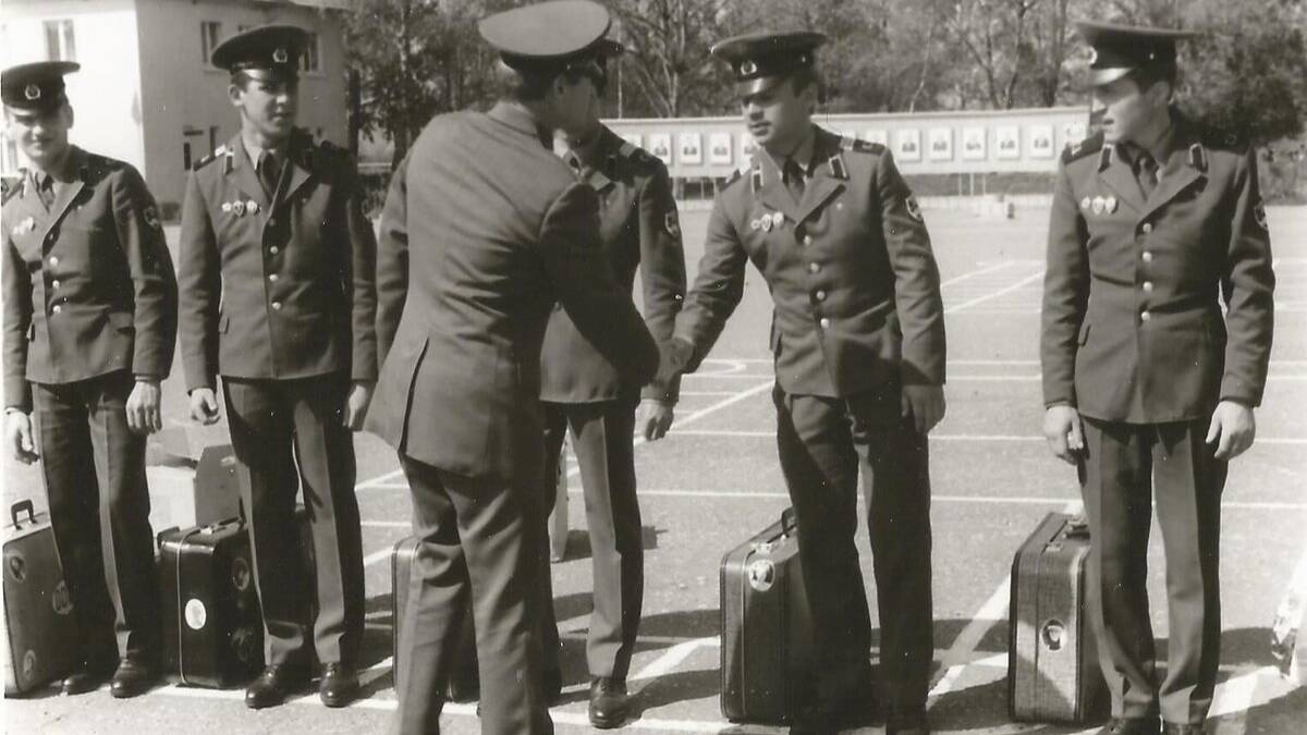 С наступающим праздником, камрад!