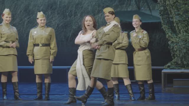 Тверской театр драмы. Евгения Голубева в спектакле "Небо. Родина. Любовь". Май 2025