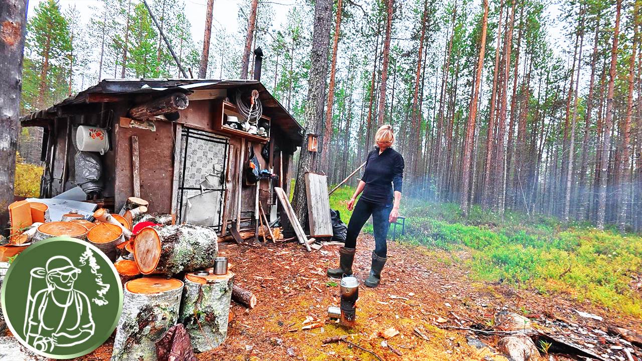 Нашла избу посреди тайги