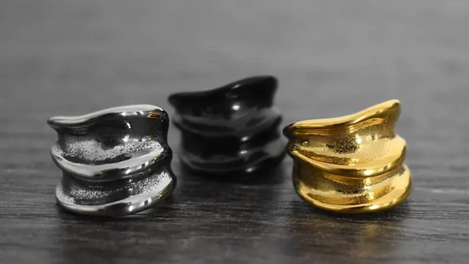 Моносерьга без прокола "Готический кафф с геральдикой" от StarfallShop