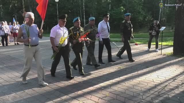 Десятый пробег "Память" в честь войнов погибших в Афганистане.