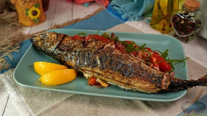 Рыбный привет из Греции. ЗАПЕЧЁННАЯ СКУМБРИЯ ПО-ГРЕЧЕСКИ