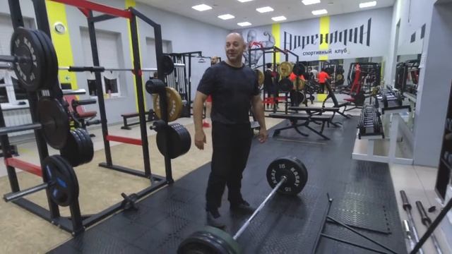 как сделать сильную спину, показываю на тимофее, в итоге как закончилась тренировка