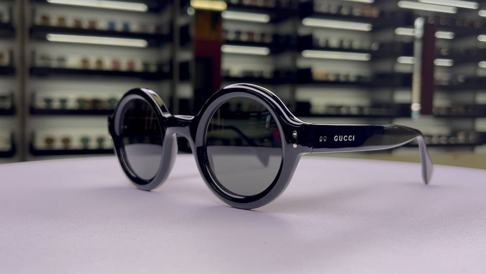 Gucci 0871S 003: круглые унисекс очки из Италии