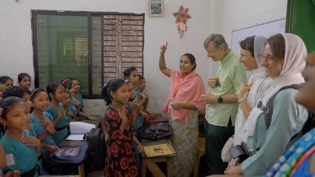 Служение доктора Москала в Бангладеш