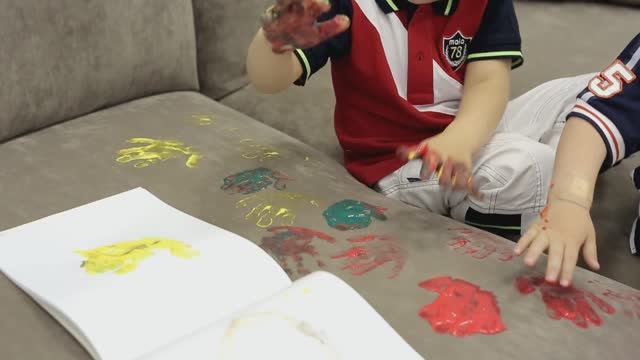 Мебельная ткань RelaxCollection. Рисуем на диване