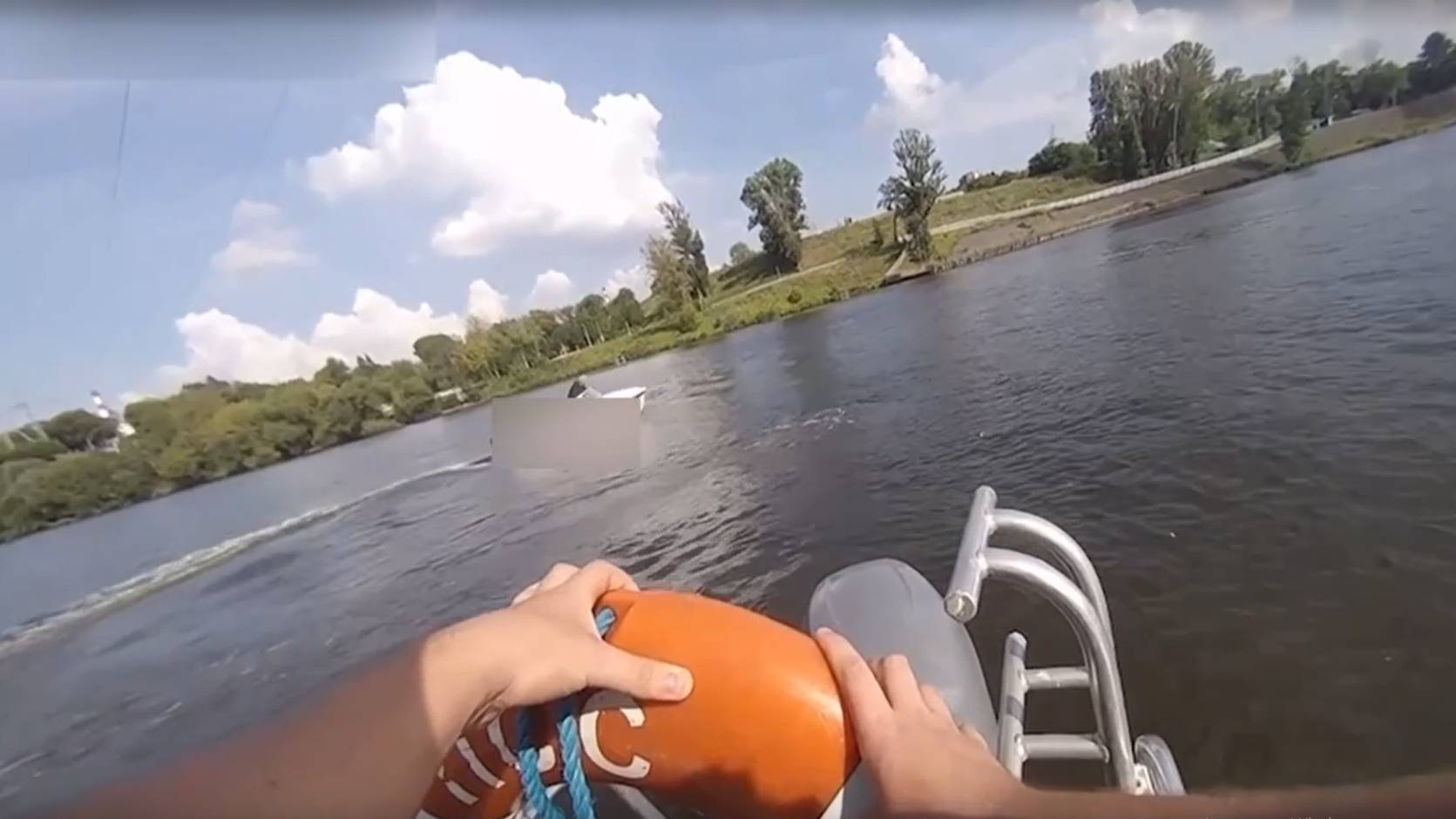 После погони на катерах по Москве-реке транспортной полицией задержаны москвичка и петербуржец