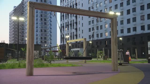 Вечерние дворы в ЖК "Лугометрия"