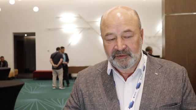 Наумов Владимир Александрович, Гл. н. с. ИГГ УрО РАН, профессор Пермского университета, доктор