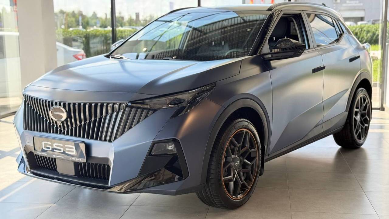 GAC GS3 комплектация GB-R матовый салон синий
