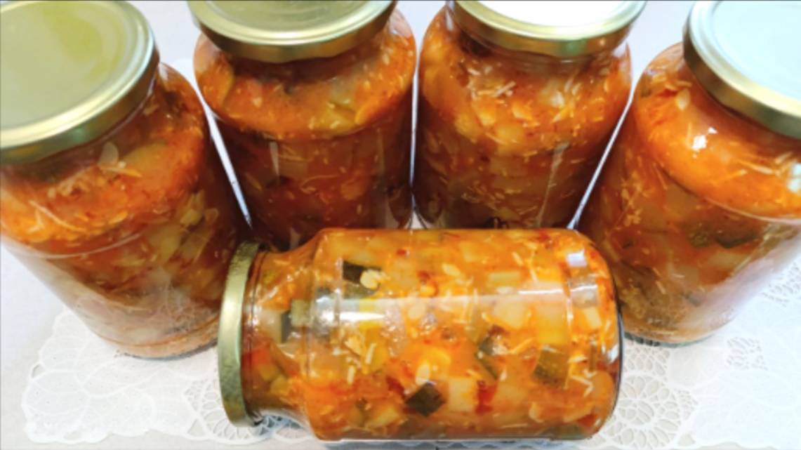 Салат из КАБАЧКОВ, консервированный на ЗИМУ! Пошаговый рецепт!