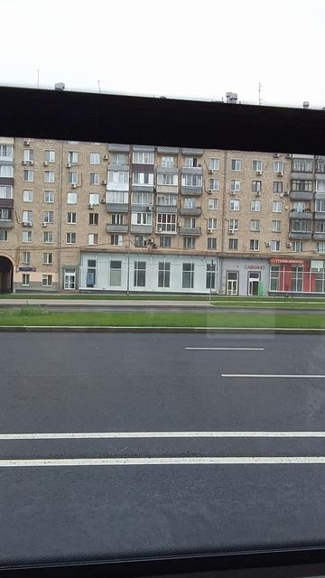 Поездка на автобусе НефАЗ Москва маршрут е12