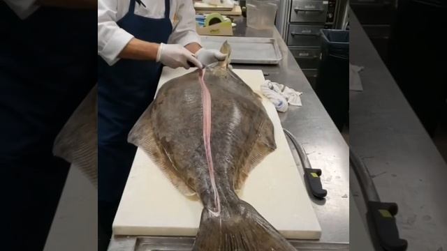 Разделка рыбы. Камбала.
