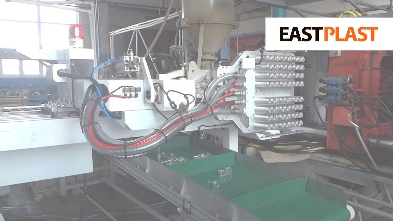 Робот манипулятор с электрическим приводом для извлечения ПЭТ-преформ