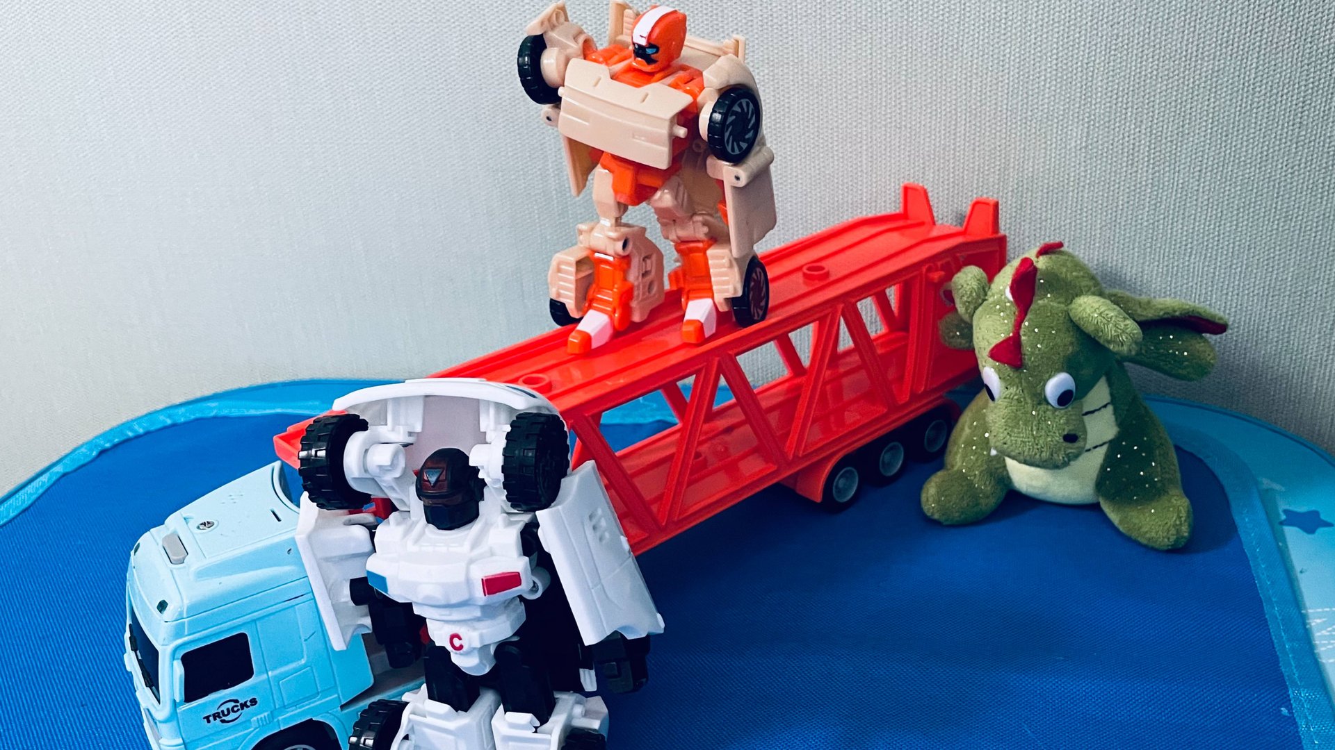 Тоботы и Дракоша