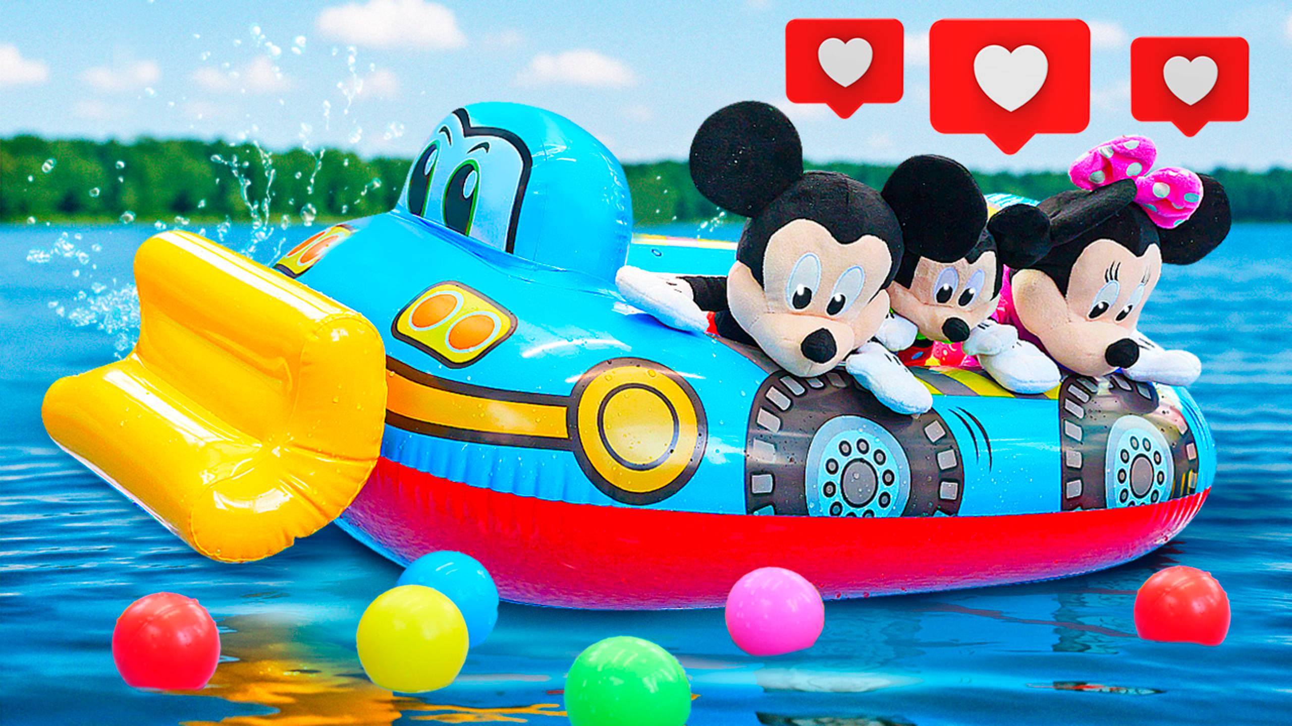 Грузовик упал в озеро! Микки Маус спасает всё надувным бульдозером!