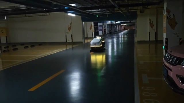 Робот подметально-поломоечная машина KOKOBOTS S95 AMR уборка паркинга