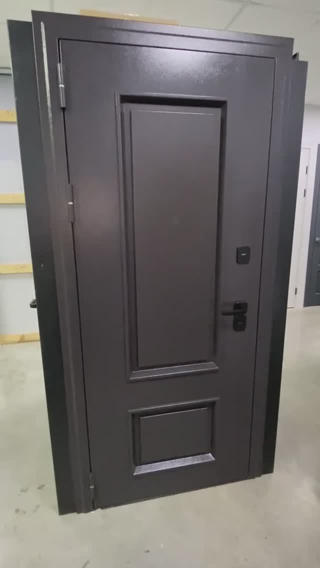 Входная дверь с терморазрывом, филёнкой и багетами. ВЛАДИМИРСКАЯ ФАБРИКА ДВЕРЕЙ.