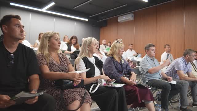 Презентация для застройщиков ИЖС о строительстве домов из МегаБлока!