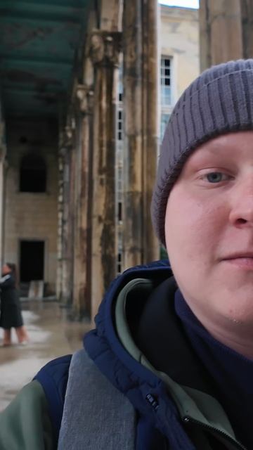 Заброшка в Грузии — жутко и красиво одновременно