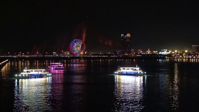 Красивый вид ночного Дананга