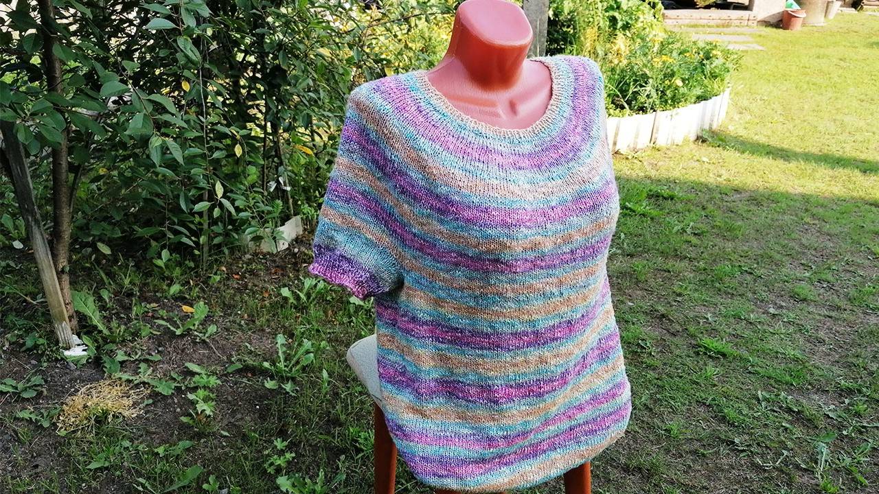 Кофточка уже готова// На шаль не  хватило пряжи //Алмазную мозаику покрыла лаком