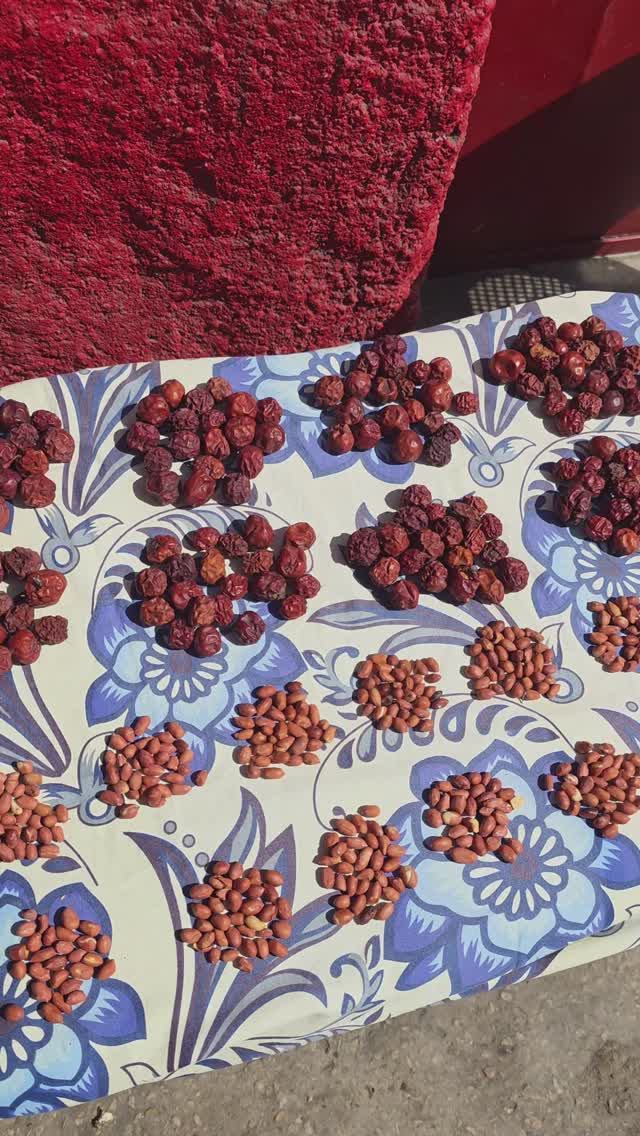 Мадагаскарские рынки очень необычные и шумные