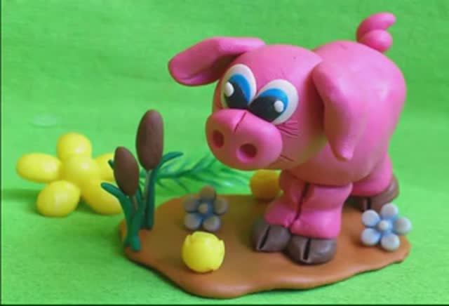 Свинка из пластилина