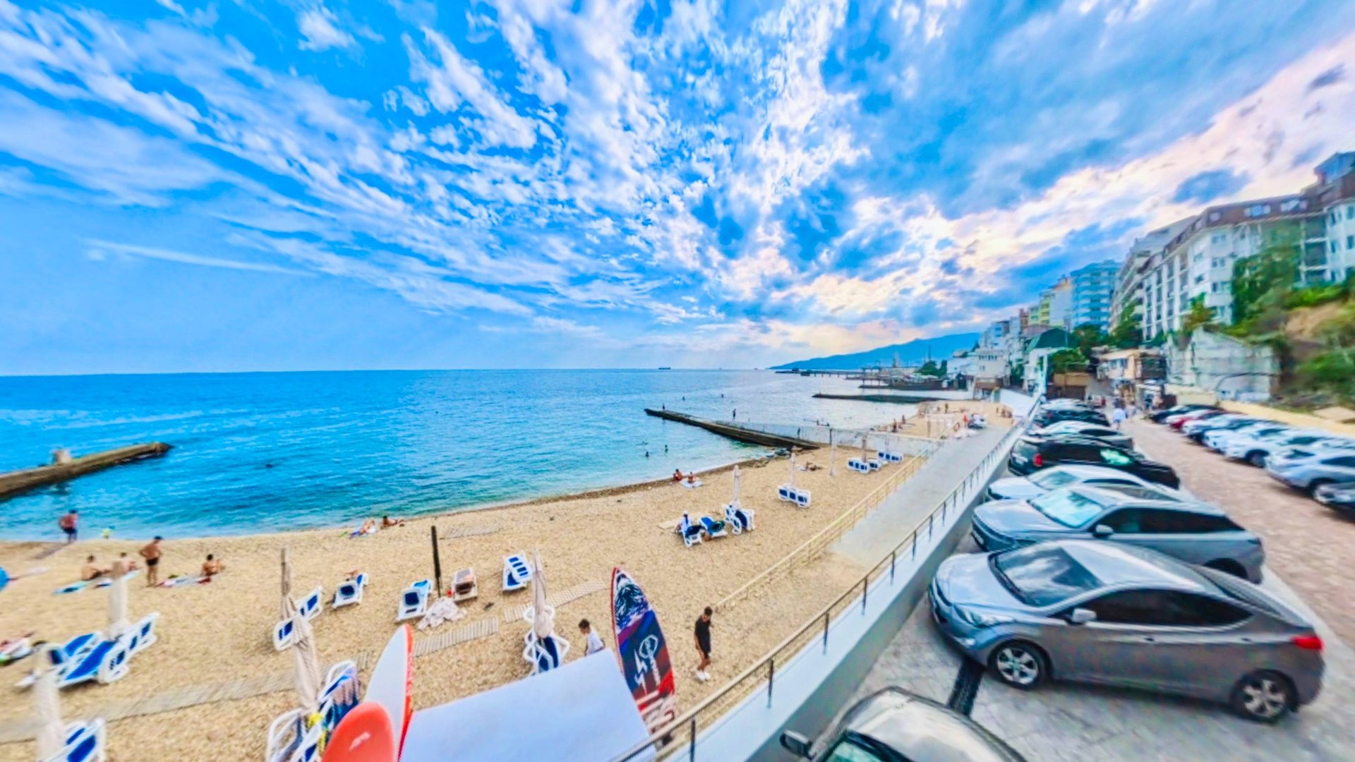 ЯЛТА! Отрадное. ЧТО с ПЛЯЖЕМ? Ялтинский базар, цены на овощи,фрукты. НАБЕРЕЖНАЯ  вечером. КРЫМ 2025