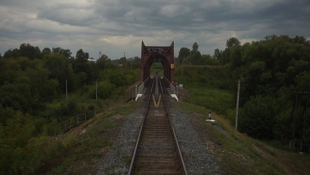 Тепловоз ТЭП70БС-217. Покатушки от Загайново до Большой Речки. Вид из хвостового вагона.