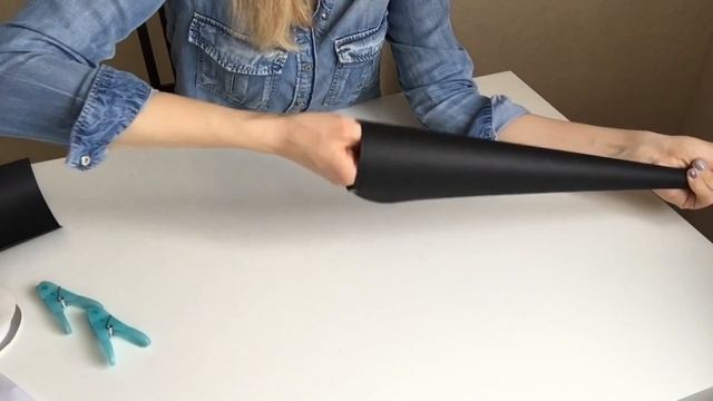 УПАКОВКА БУКЕТА, КОМПЛИМЕНТА. Конус из бумаги./Paper cone. Wrapping a bouquet.