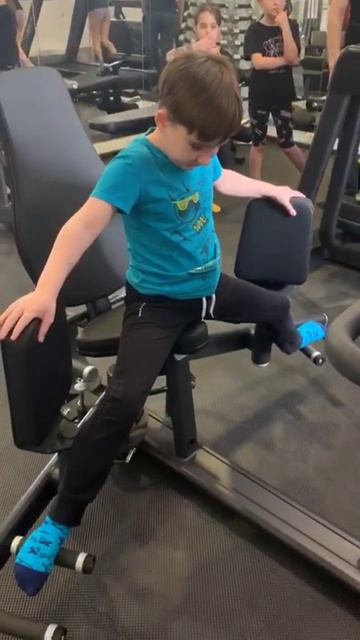 Пришли в тренажерный зал.