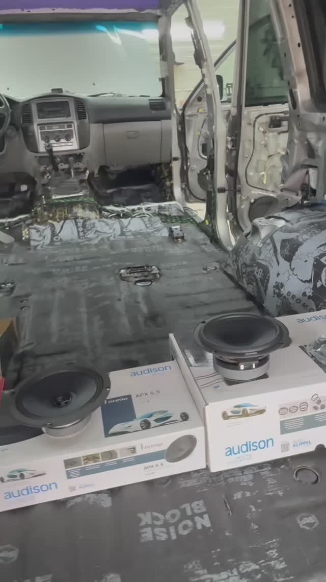 Land Cruiser 100 - Шумоизоляция, АвтоЗвук