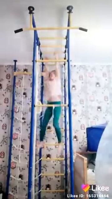 Занимаемся дома. Ева. Спорт-мотивашки